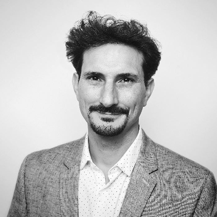 Fernando Desouches: "Duygusuz, bencil erkekleri reklamlardan çıkarma ...